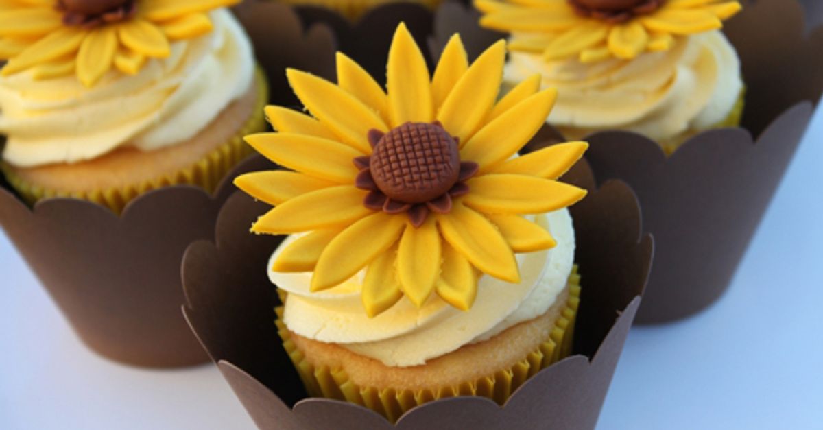 24 Original Cupcake Designs Your Guests Will Love - Weddingbells