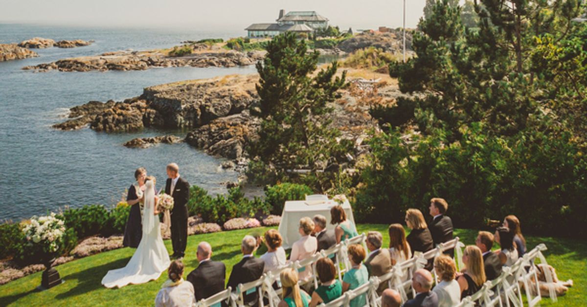 A Sophisticated Summer Wedding in Victoria, British Columbia - Weddingbells