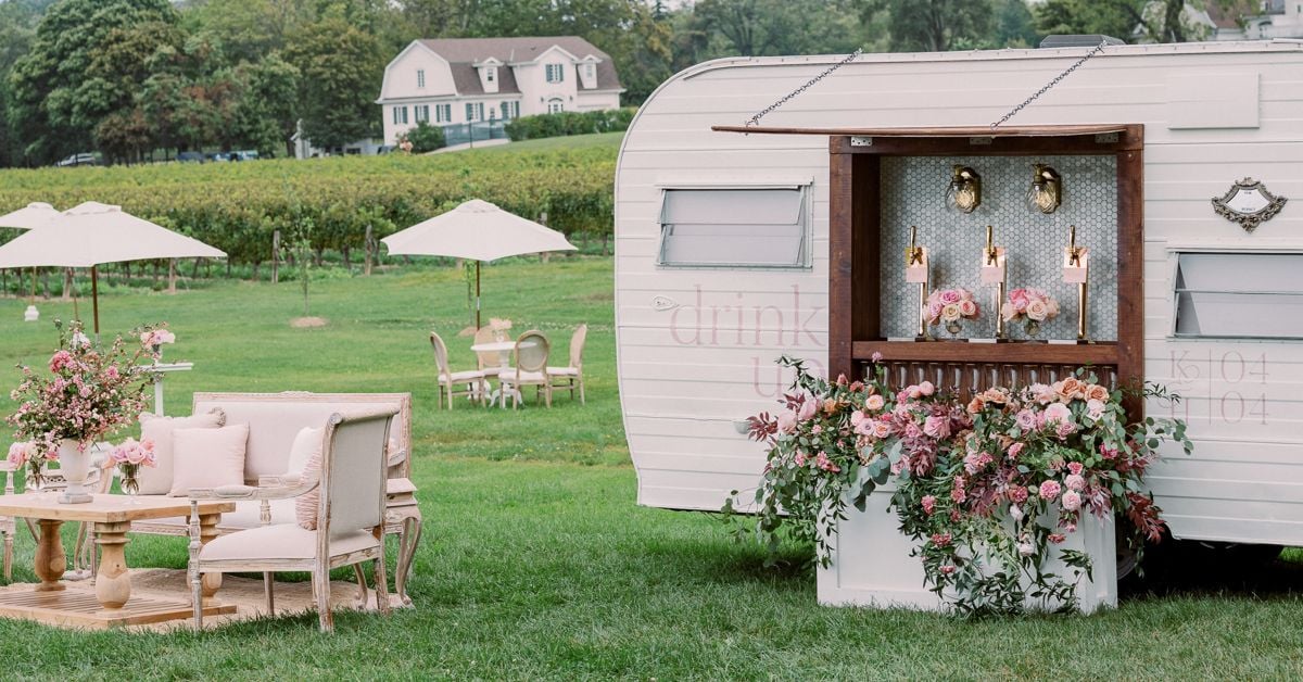 The Most Stylish Mobile Bars In Canada - Weddingbells
